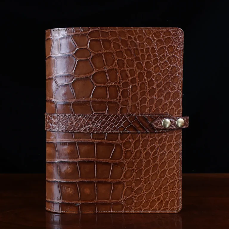 American Alligator | Luxurious Belts, Bags, Purses, Wallets & More | USA